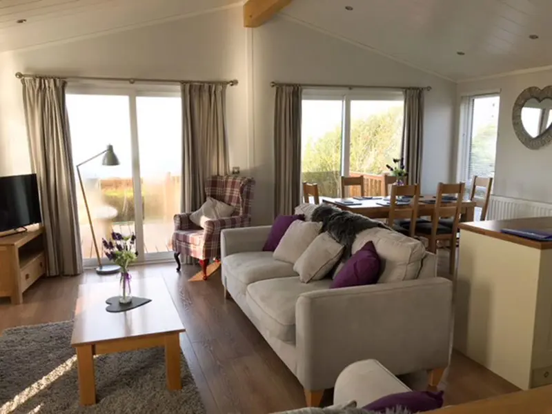 Arwelfa Lodge | Fishguard Bay Resort