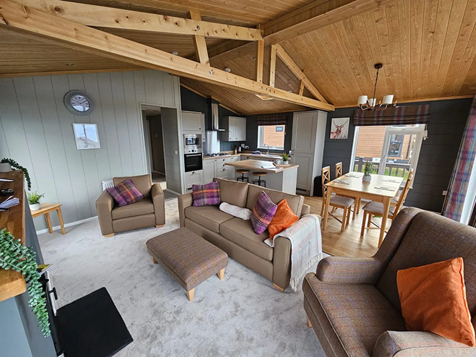 Premium Lodges | Fishguard Bay Resort